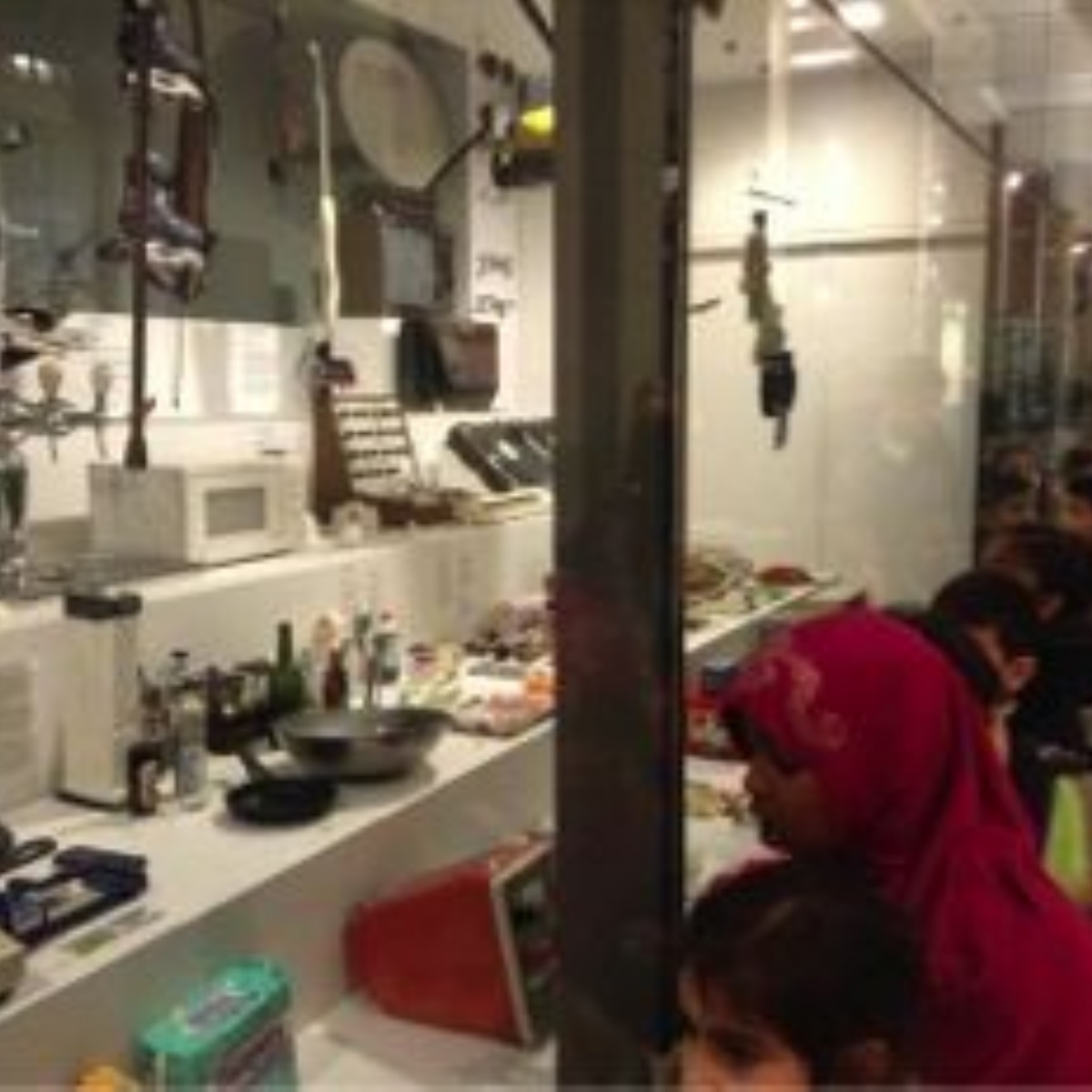 Hazelbury Primary School - Year Two Make a Scientific Discovery!